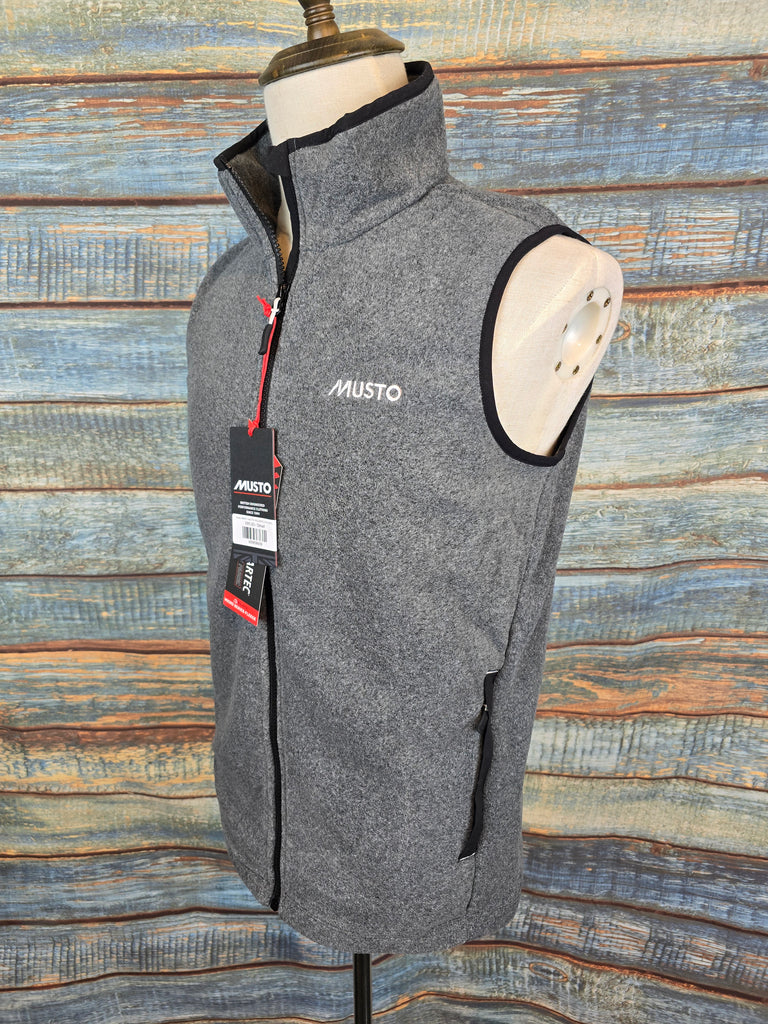 Musto MEN'S NAUTIC POLARTEC® FLEECE VEST – Retreat Clothing